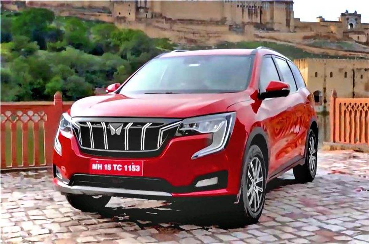 All new Mahindra xuv 700 full reviews and its specifications ,checkout full review ...